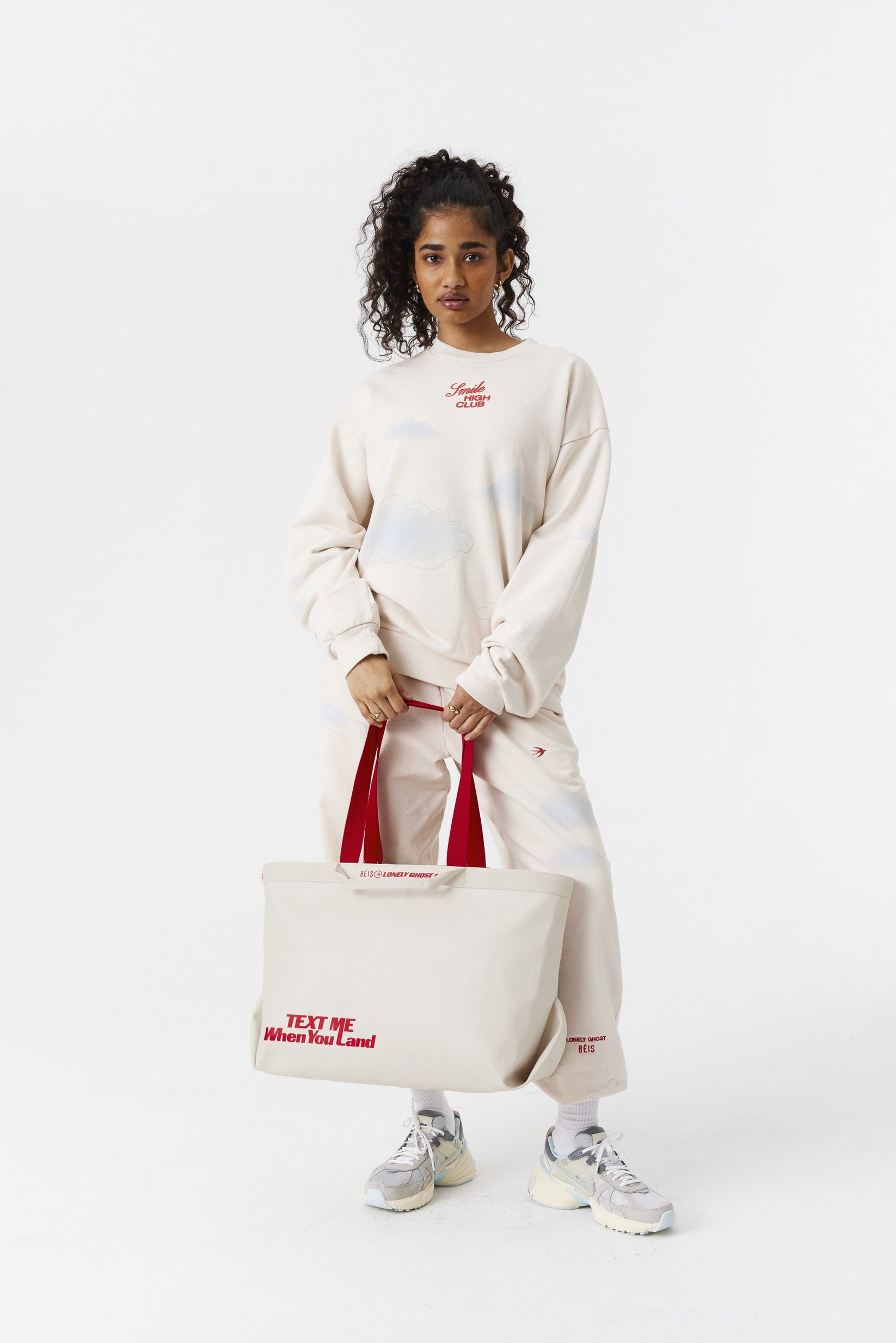 BÉIS x Lonely Ghost 'The Text Me Tote'' in Ghost White - White Travel ...