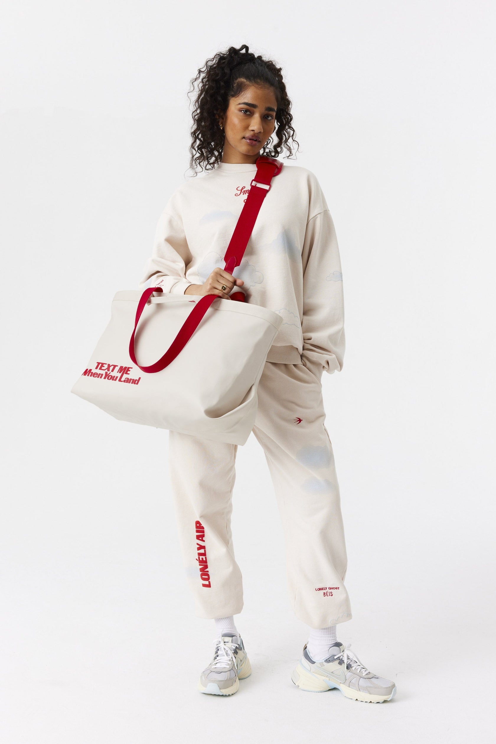 BÉIS x Lonely Ghost 'The Text Me Tote'' in Ghost White - White Travel ...