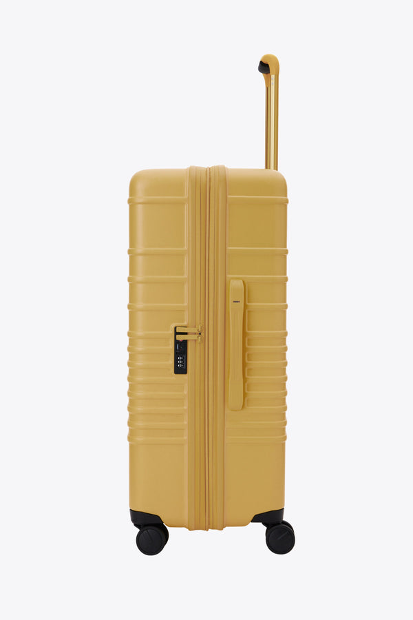 BÉIS 'The Large Check-in Roller' in Honey - 29 Large Check-in Roller in ...