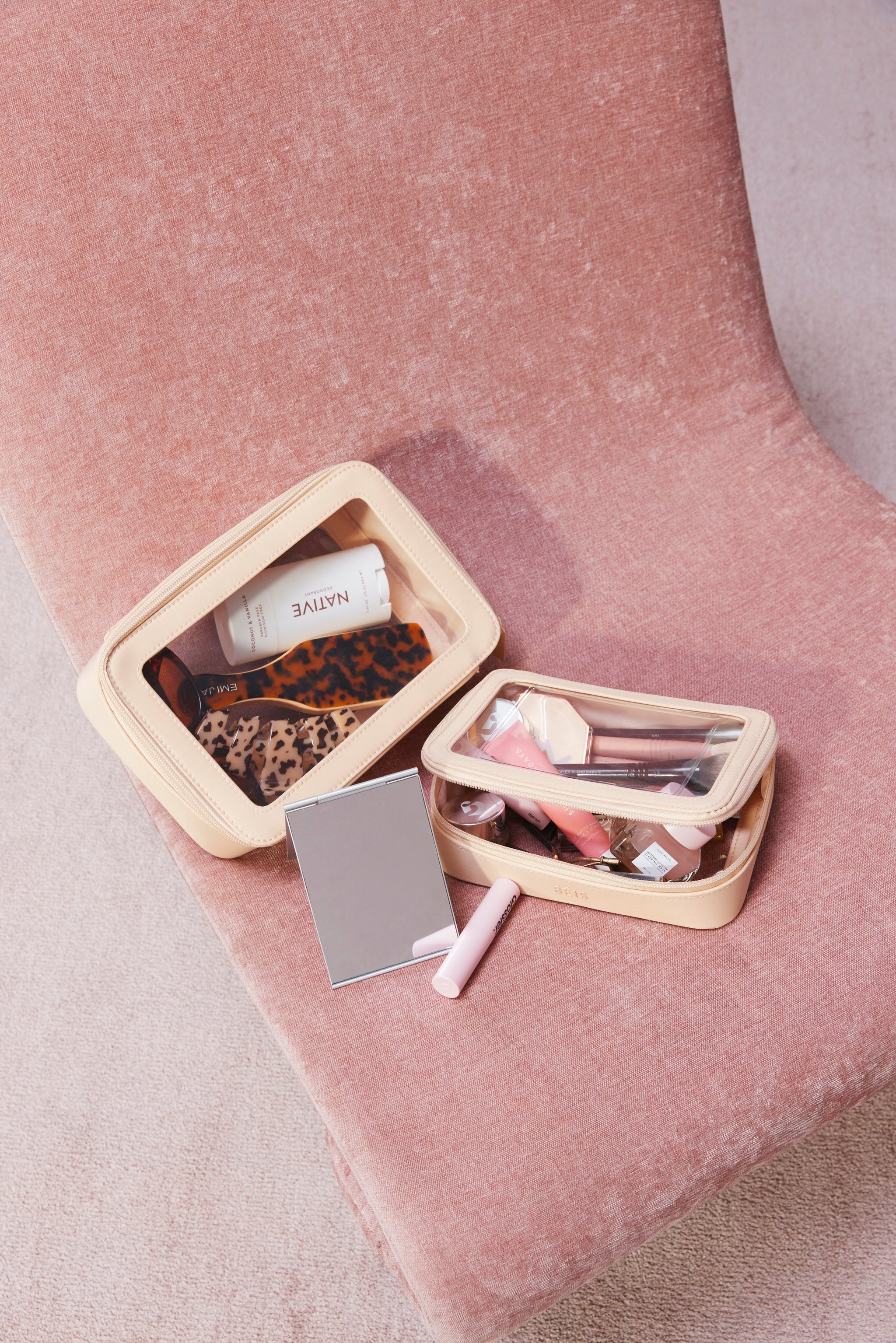 BÉIS 'The In Flight Cosmetic Set' In Beige - Carry On Makeup Bag ...