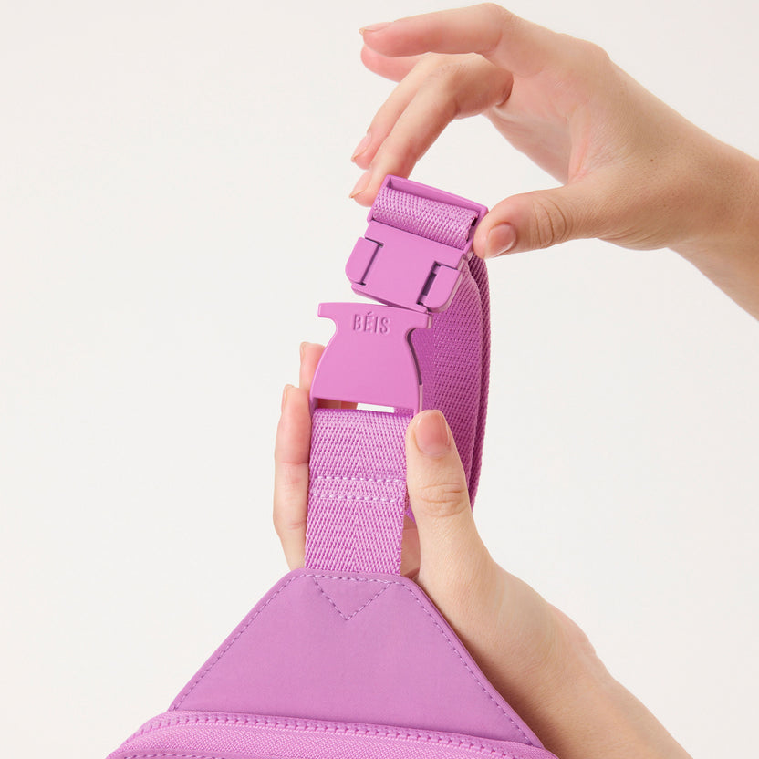 BÉIS 'The Sport Sling' in Berry - Best Sling Bag & Belt Bag for Travel ...
