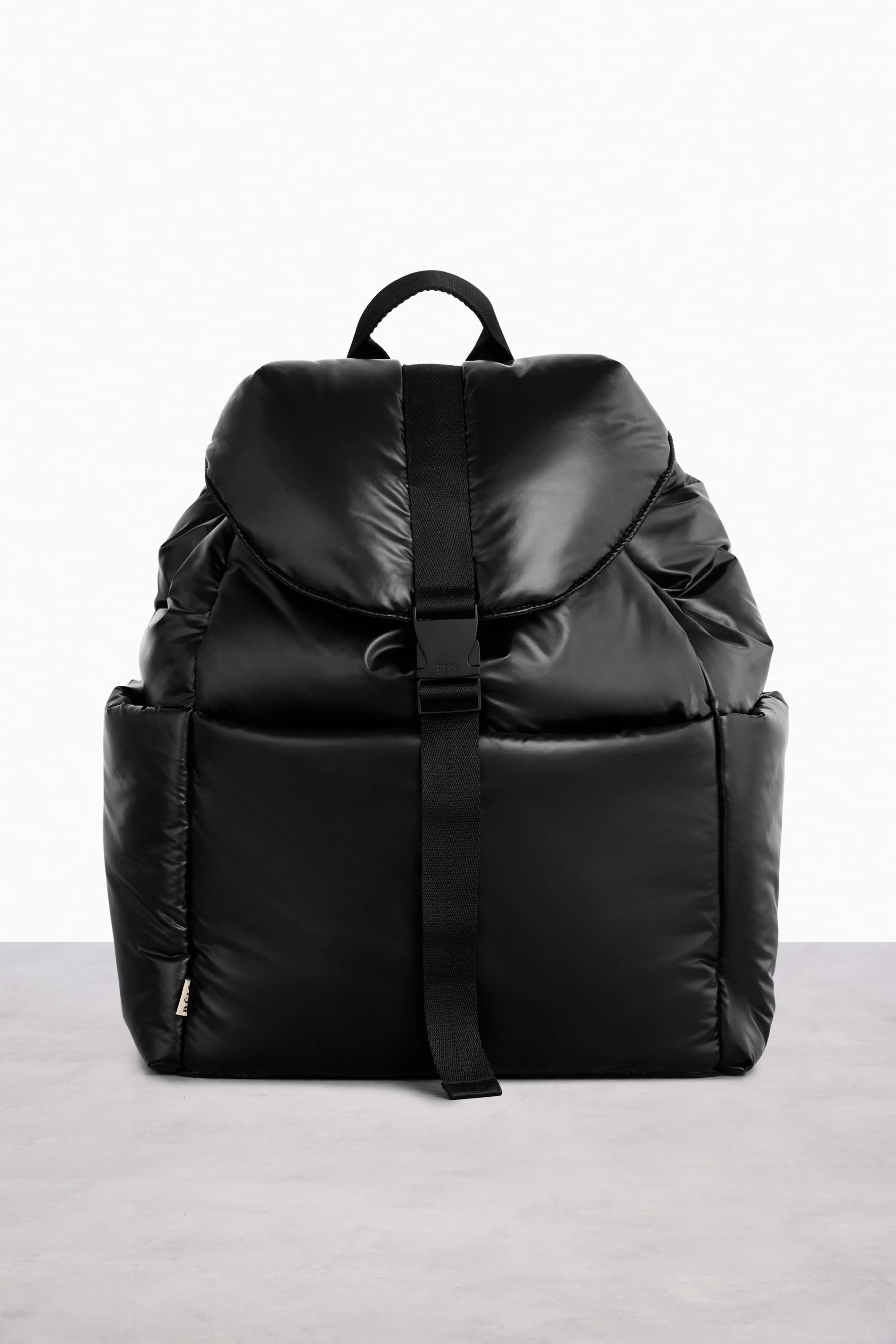 BÉIS 'The Cargo Backpack' in Black - Cargo Airplane Backpack For Travel
