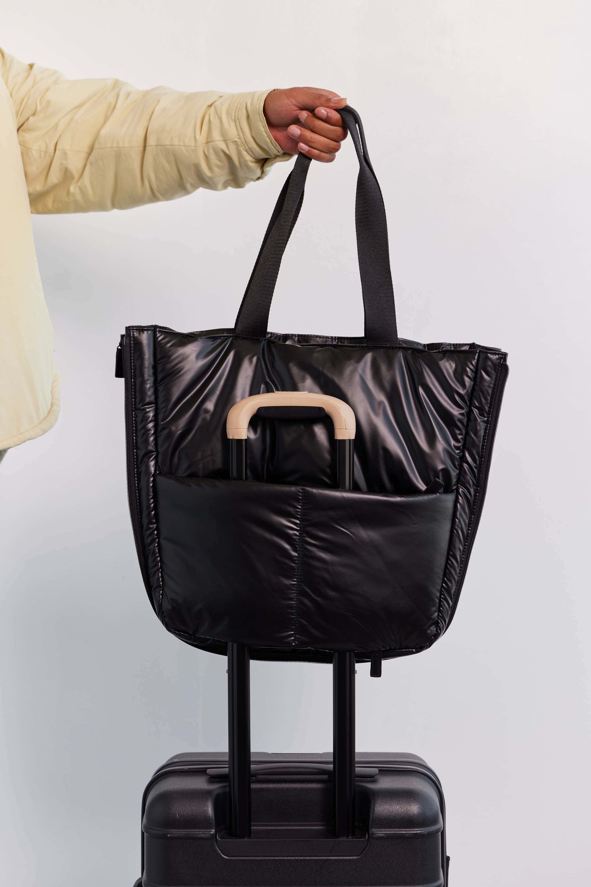 BÉIS 'The Expandable Tote' in Black | BÉIS Travel UK