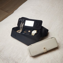 BÉIS 'The Jewelry Case' in Beige - Small Jewelry Case For Travel